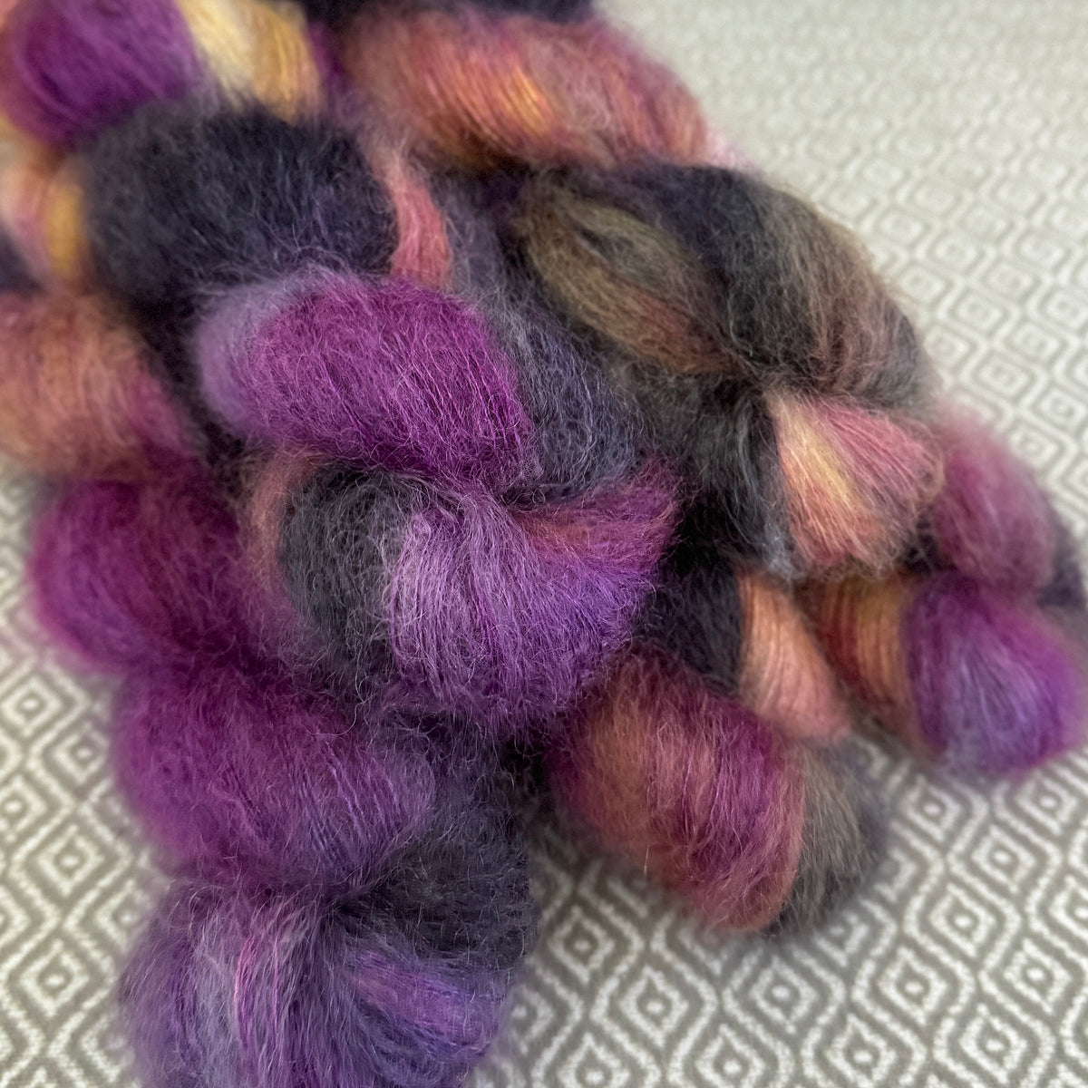 Fine Fluff Yarn - August Birth Flower - Gladiolus – Greenwood Fiberworks