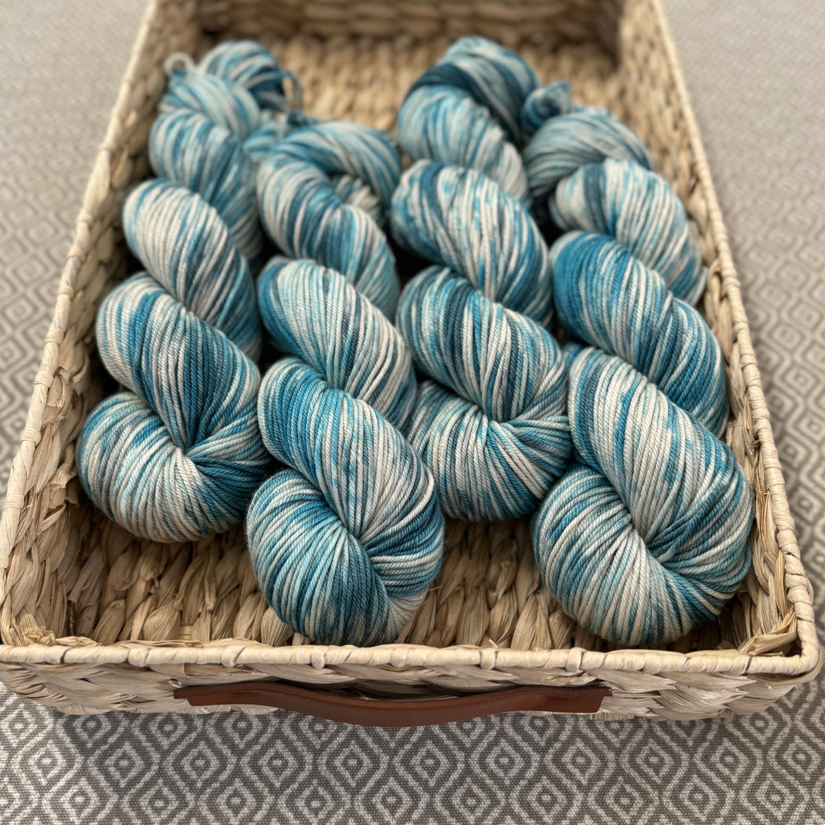 Luxe Yarn - Shades of Turquoise – Greenwood Fiberworks