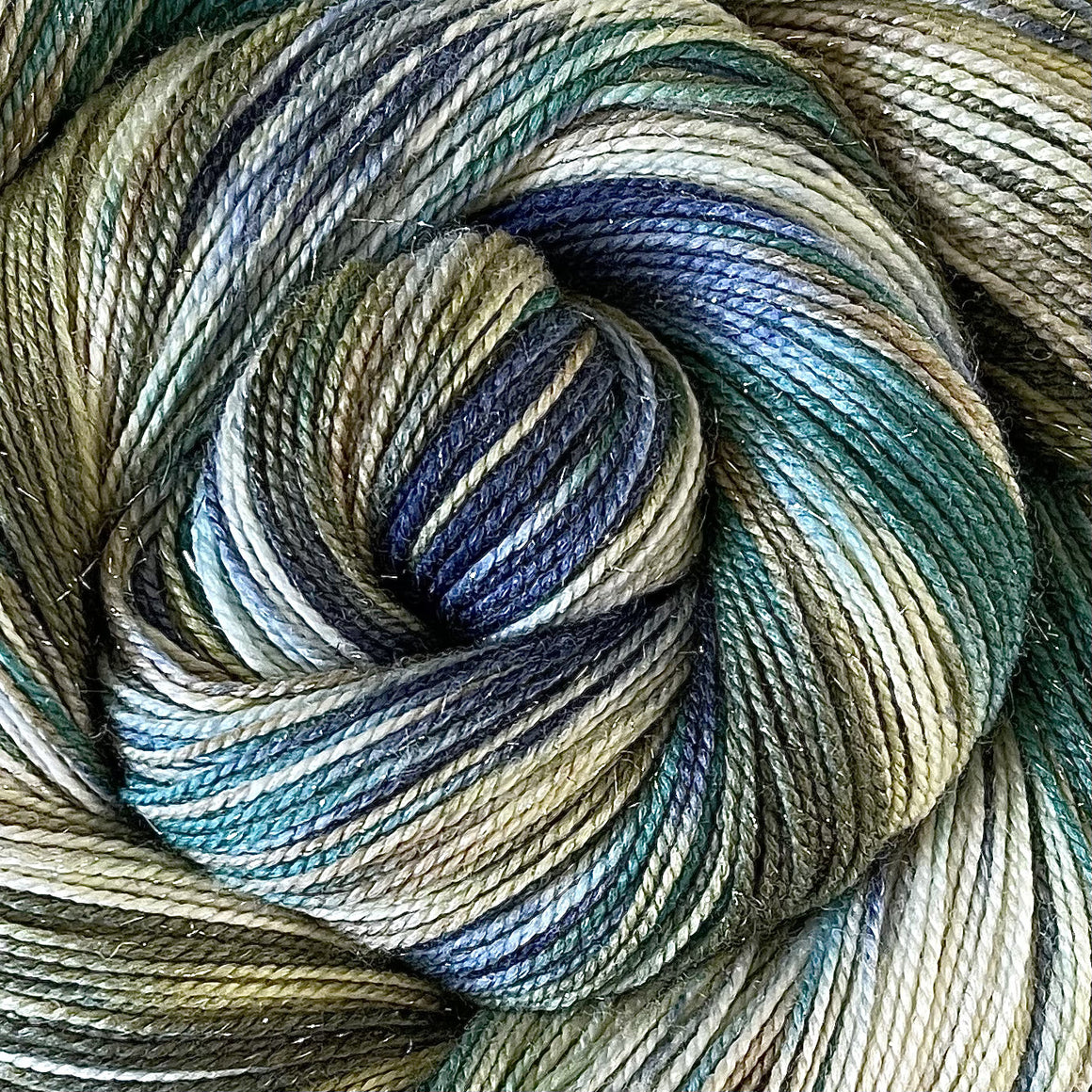 Dust Yarn (Sparkle) - Variegated – Greenwood Fiberworks