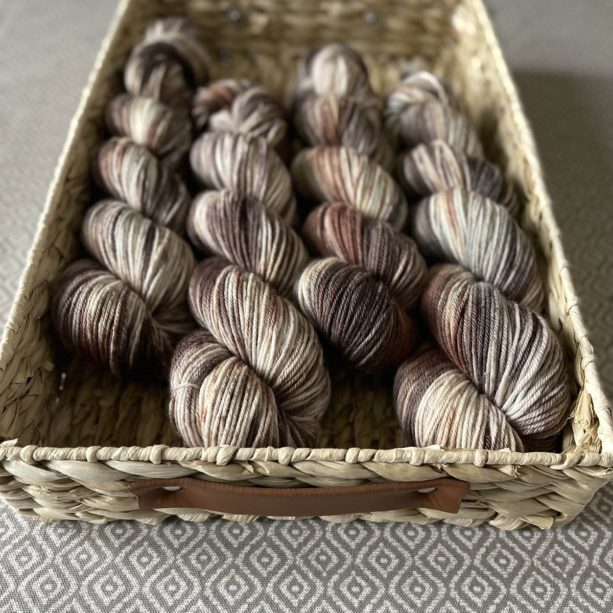 Simply DK Yarn - Cappuccino – Greenwood Fiberworks