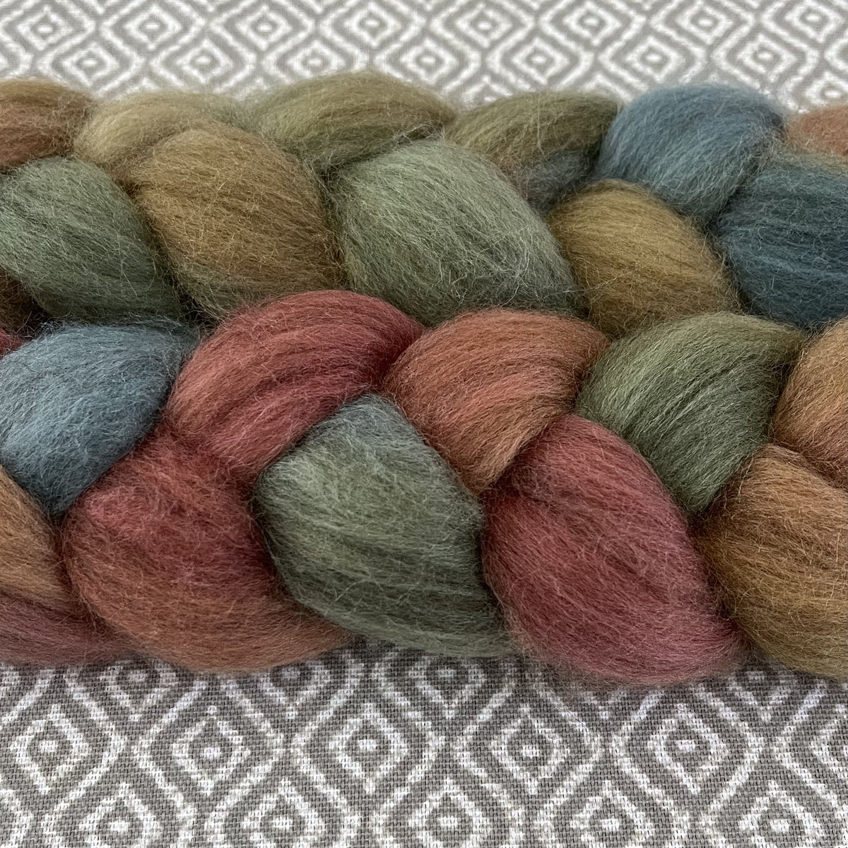 Merino Yak Silk Roving - Earthen Hues – Greenwood Fiberworks