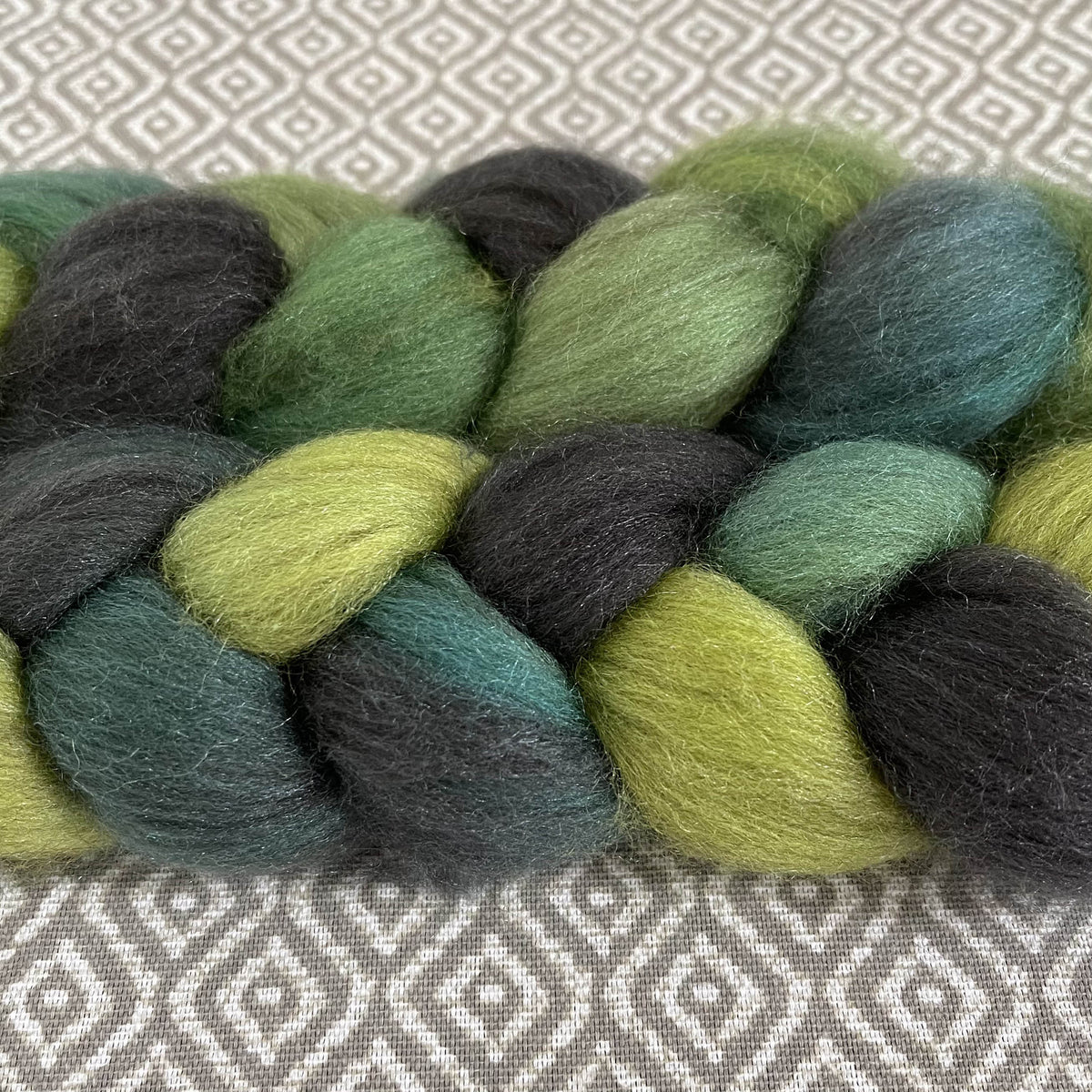 Merino Yak Silk Roving - Peridot – Greenwood Fiberworks