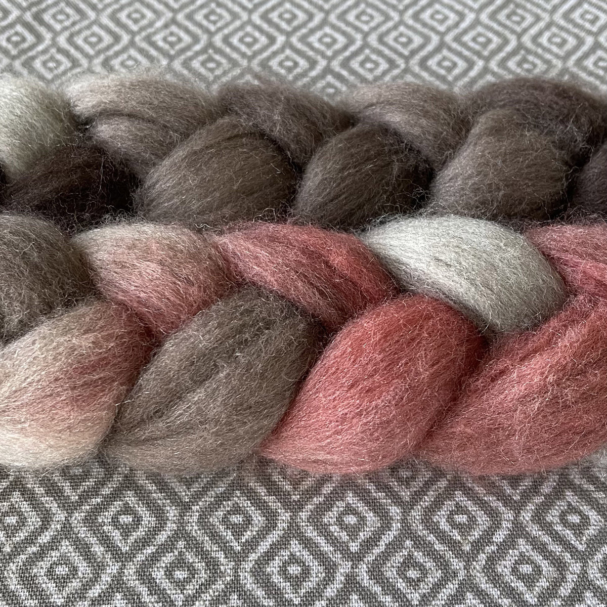Merino Yak Silk Roving - Retro Girl – Greenwood Fiberworks
