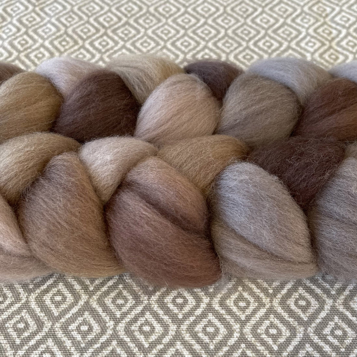 Polwarth Wool Roving - River Stone – Greenwood Fiberworks