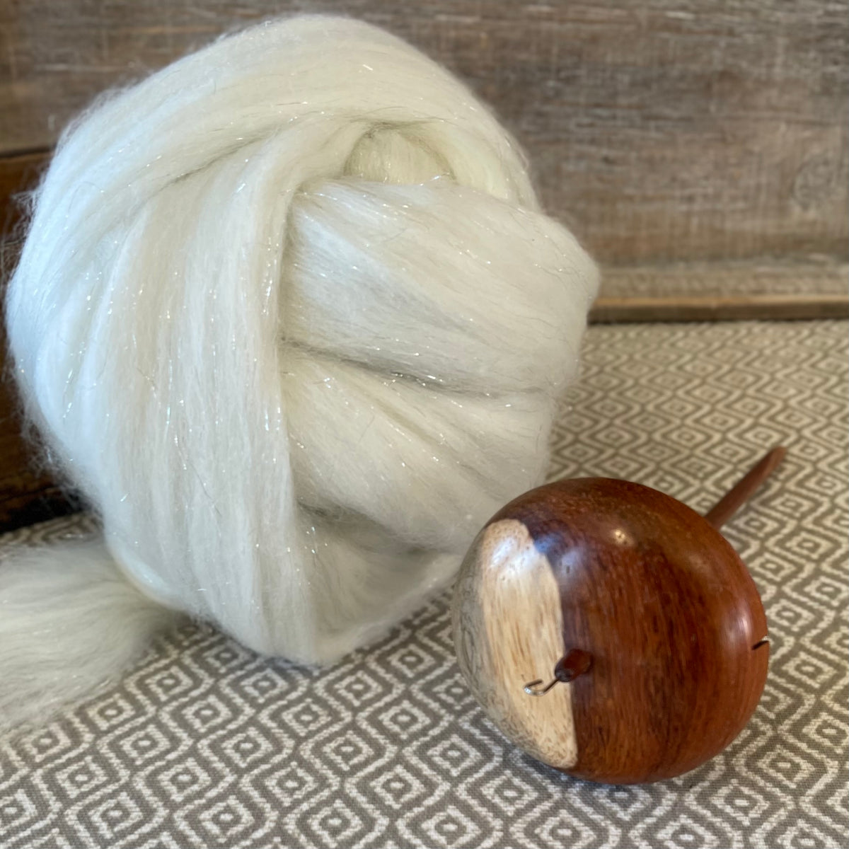 Glitter Roving - Natural - Silver – Greenwood Fiberworks